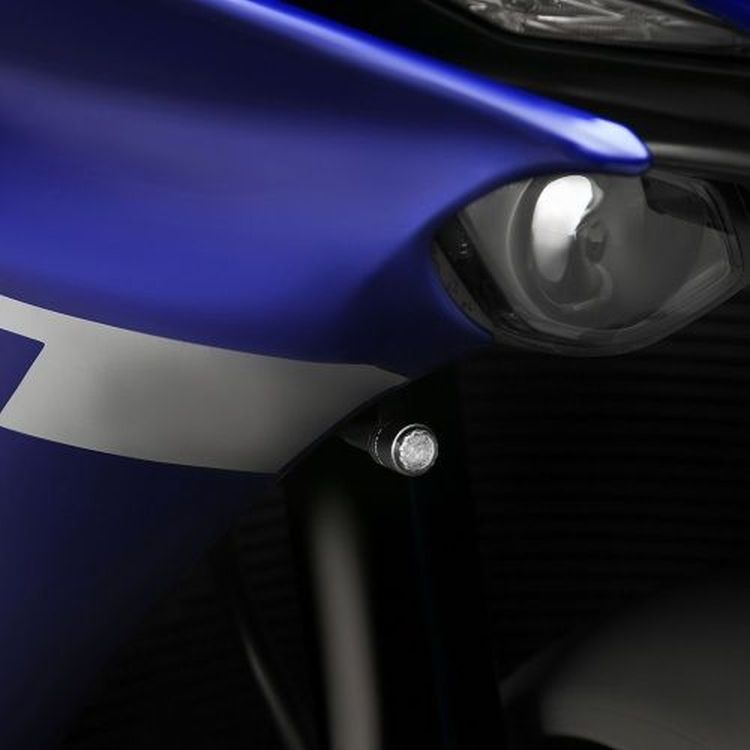 Rizoma Stealth mirror and Light Unit Kit for Yamaha YZF R1 - Moore ...