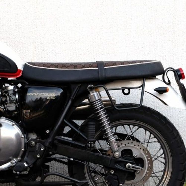 Unit Garage Side Pannier Canvas + Subframe for Triumph Scrambler ...