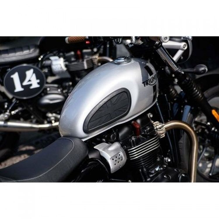 Fuel Tank Custom Knee Pads with for Triumph Models by Motone - Moore ...