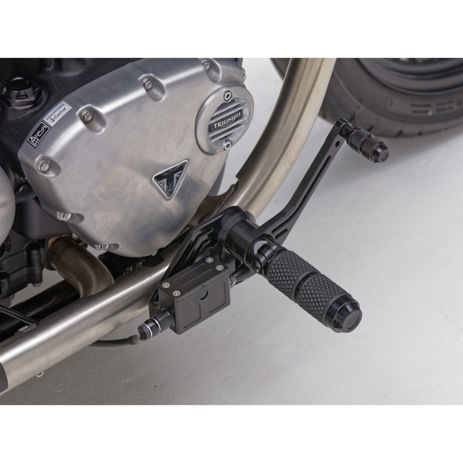 Triumph bobber forward control kit store