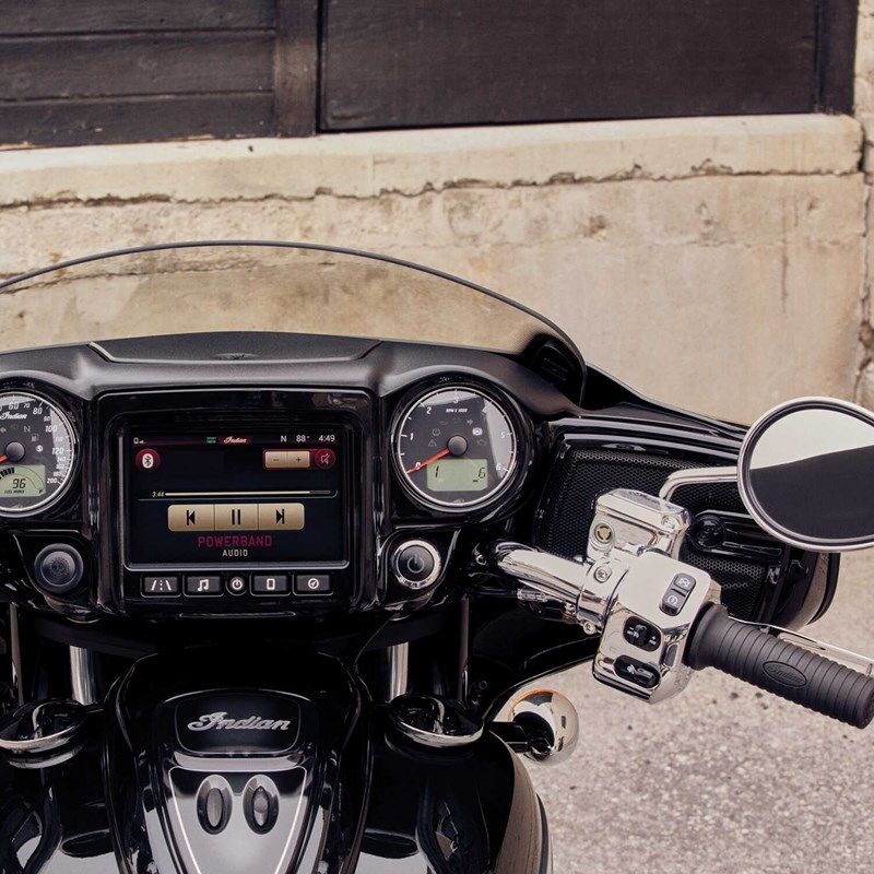 Indian Motorcycle PowerBand Audio 5-1/4" amplified speaker kit - Moore ...