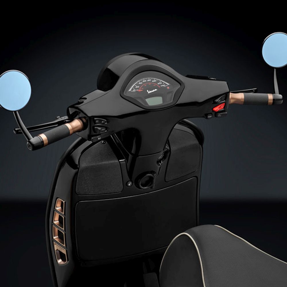 Rizoma brake levers for Vespa GTS 300 Hpe super 2019 - Moore Speed Racing
