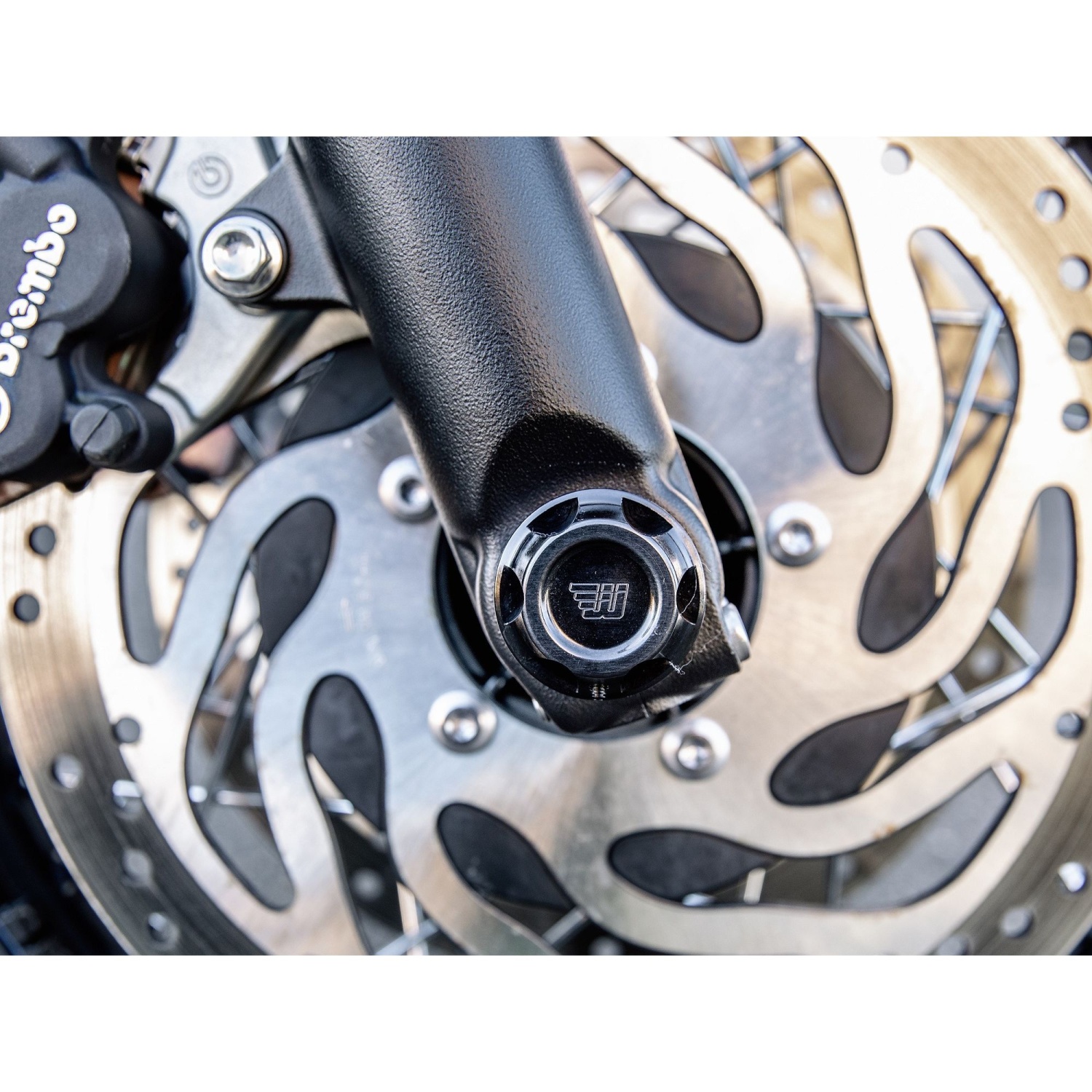 Wunderkind Rear Wheel Axis Left & Right Side Licence Plate Holder For ...